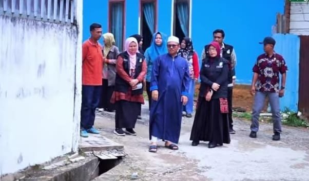 Program Kampung Bahagia Bantu Perbaikan Lingkungan RT 14 Kenali Asam ...